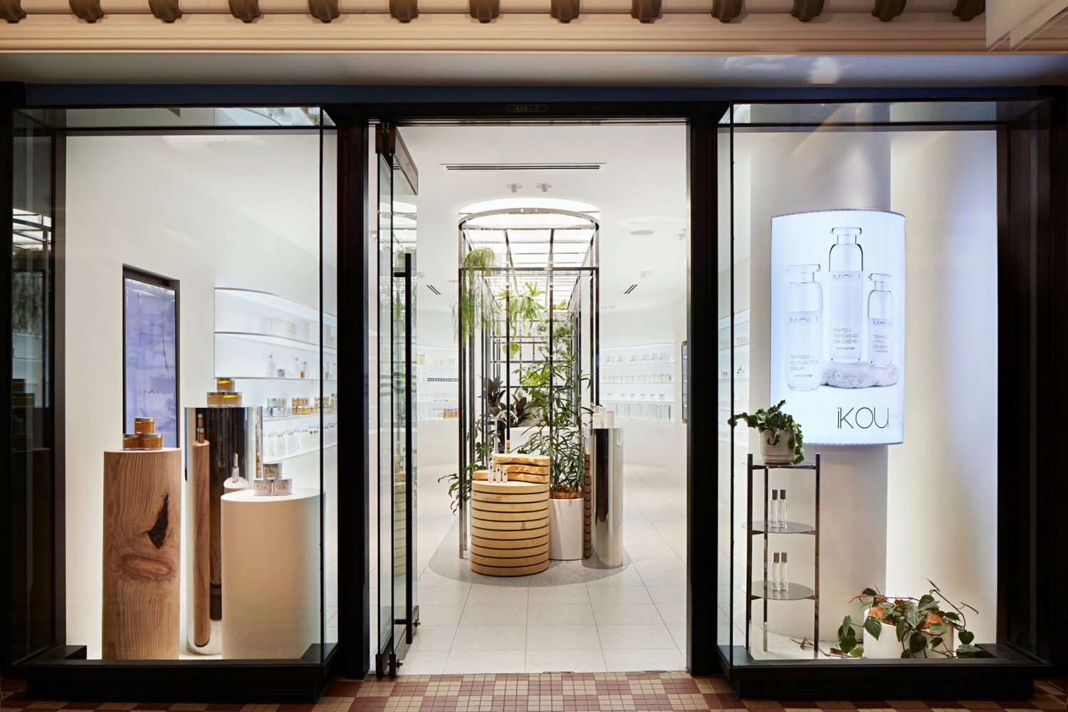 iKOU QVB • Pinto Tuncer